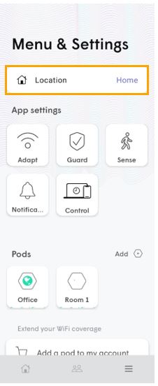 How do I switch from one Wi-Fi network to another in my Plume app?